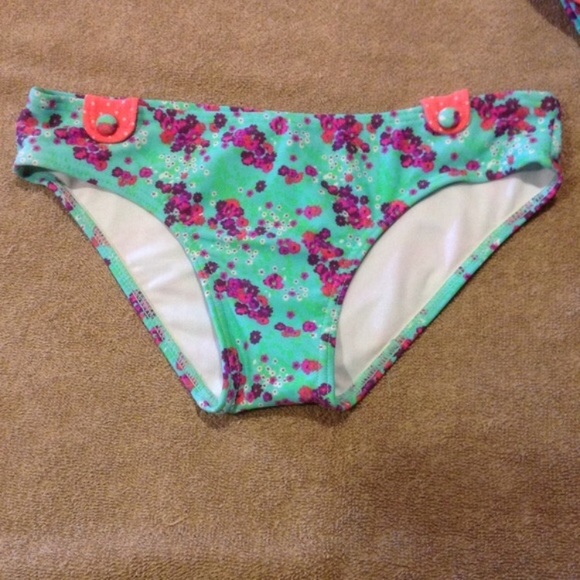 2Chillies | Swim | Mint Floral Tankini Swimsuit Set | Poshmark